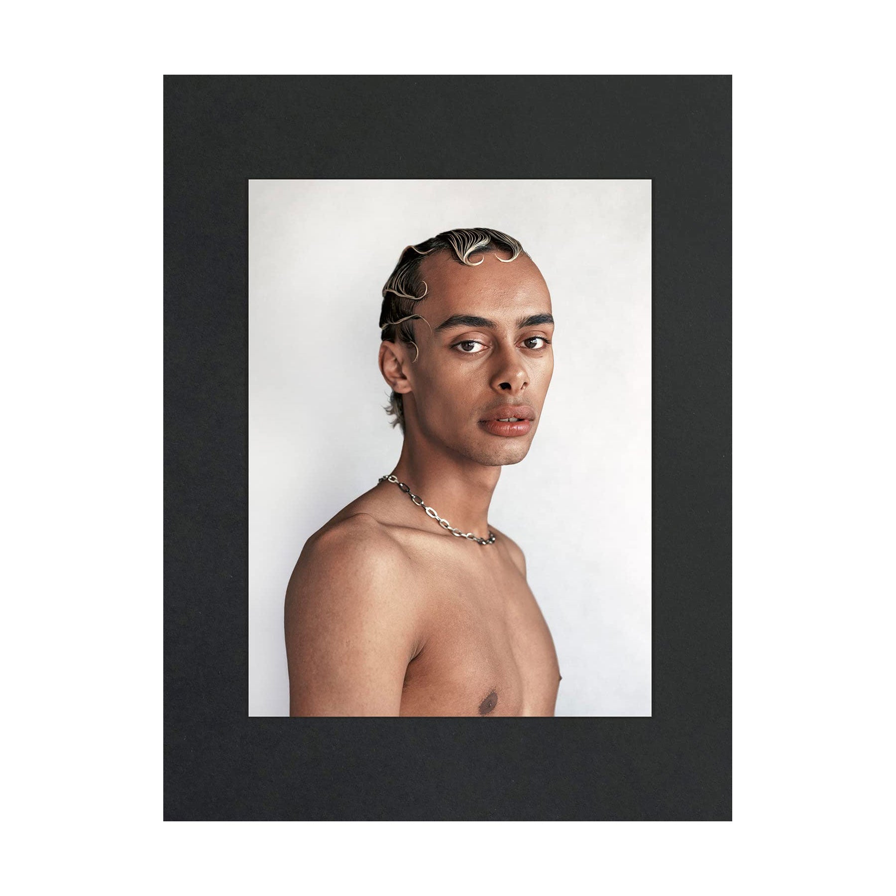 Solus Vol.1 – Photobookstore